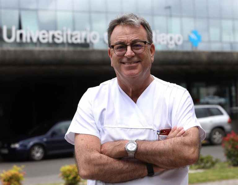 El doctor Antonio Antela defiende el confinamiento contra el virus